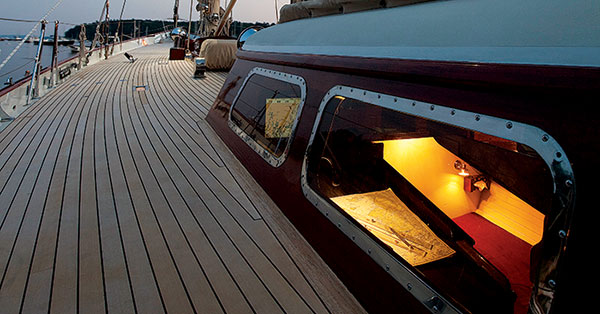 Portlight Replacement | BoatUS