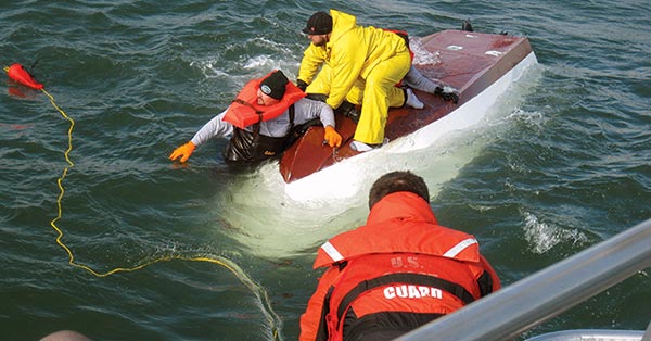 Avoiding Capsizing And Swamping | BoatUS