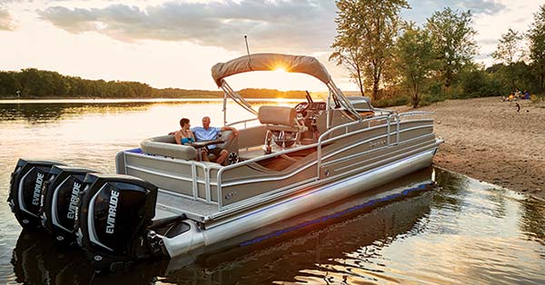 Pontoon Boats | BoatUS