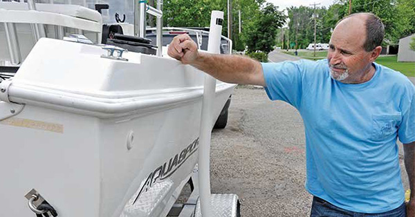 Easy Rubrail Replacement | BoatUS