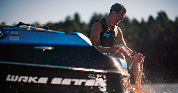 Install A Transom Shower | BoatUS