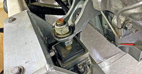 Check Your Boat Engine Mounts | BoatUS